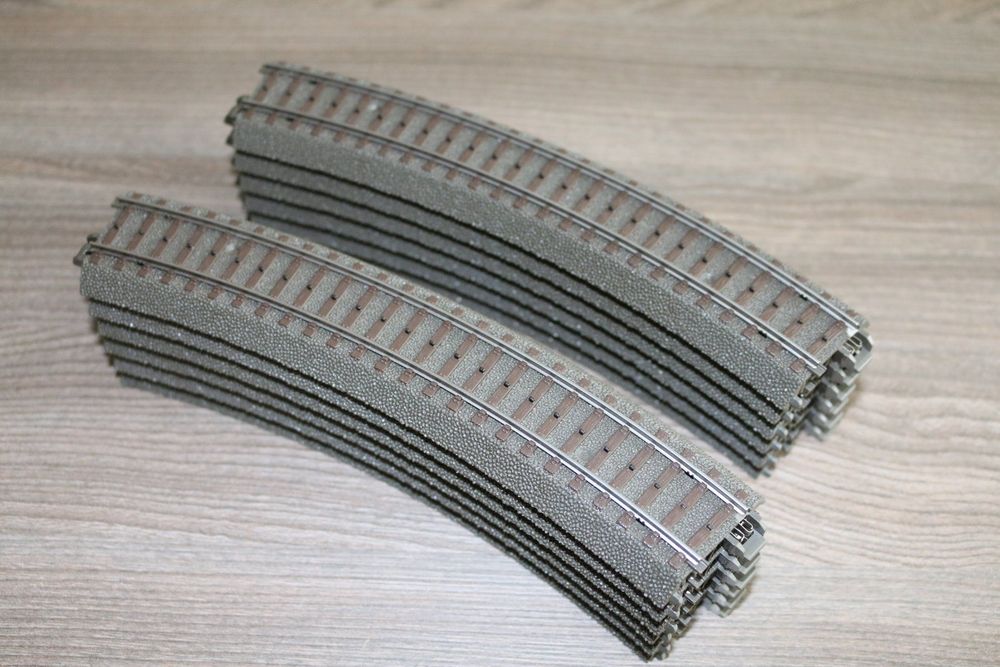 Märklin gebogenes C-Gleis 24130,12 Stück (Neu (gemäss Beschreibung)) in Brunnen für CHF 19 – mit ...