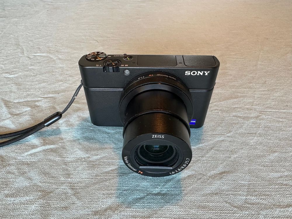 Digitalkamera Sony Cyber-Shot DSC RX100 | Kaufen auf Ricardo