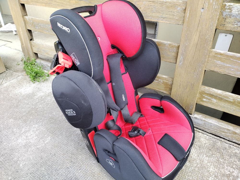 Recaro Kindersitz Young Sport Hero, Top Zustand, Rot/Schwarz (Gebraucht ...