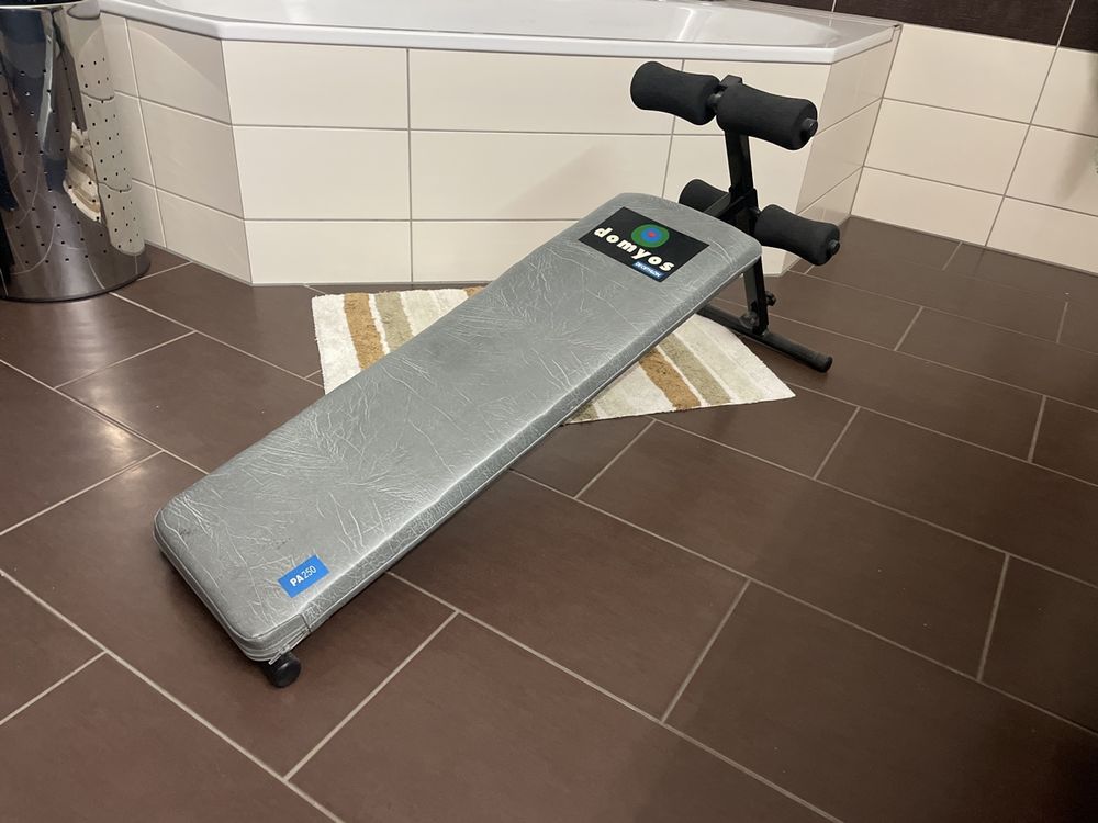 Planche abdo-hantelbank (Gebraucht) in Dübendorf für CHF 15 – nur Abholung auf Ricardo kaufen