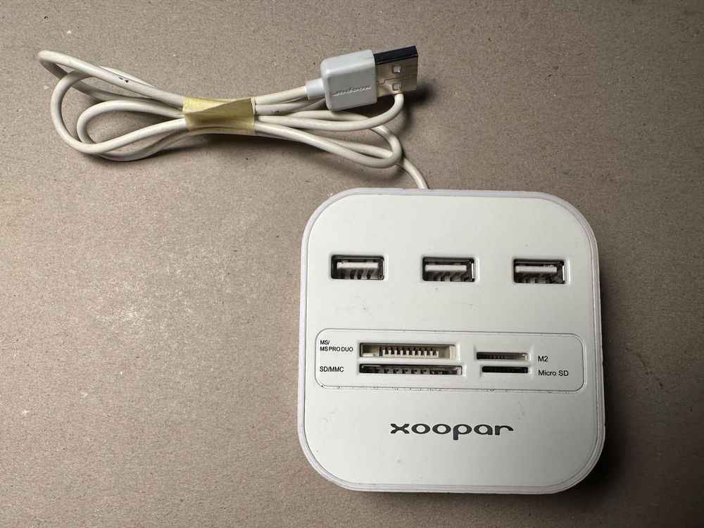 Xoopar USB-Hub 'Podium' (Gebraucht) in Basel für CHF 1 – mit Lieferung ...