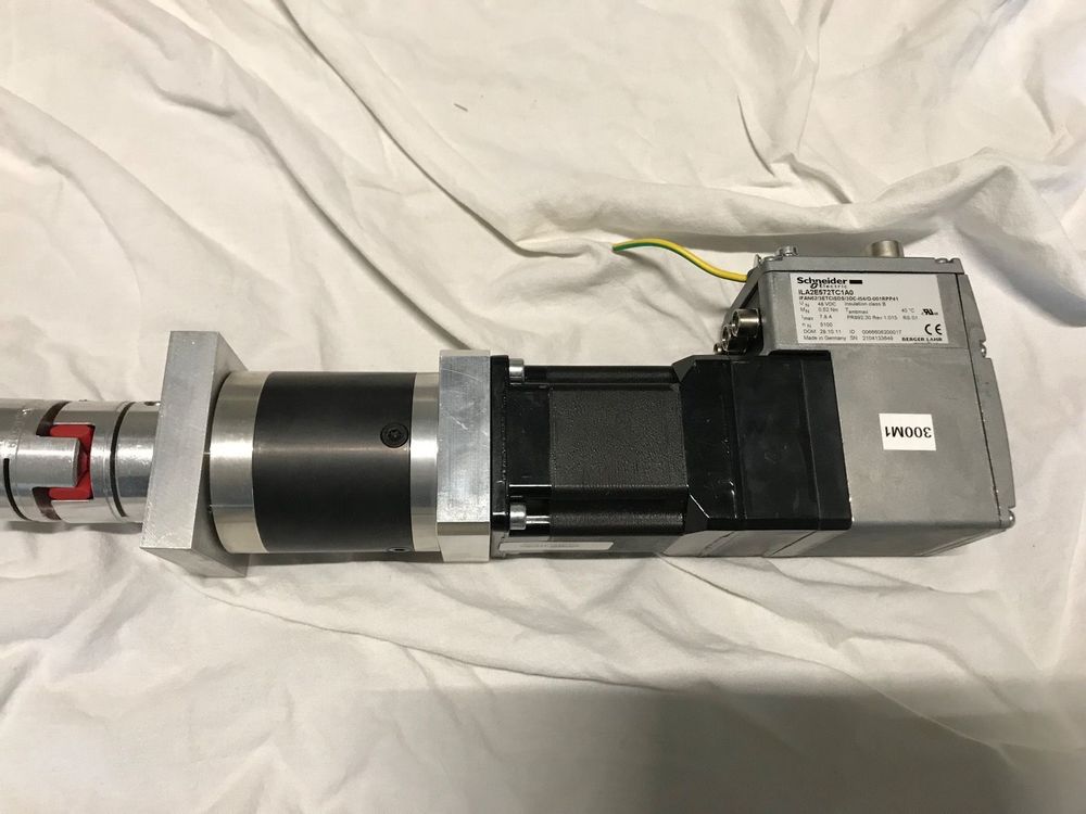 Servomotor Lexium ILA2E572TC1A0 mit EtherCAT und Getriebe (Neu (gemäss ...