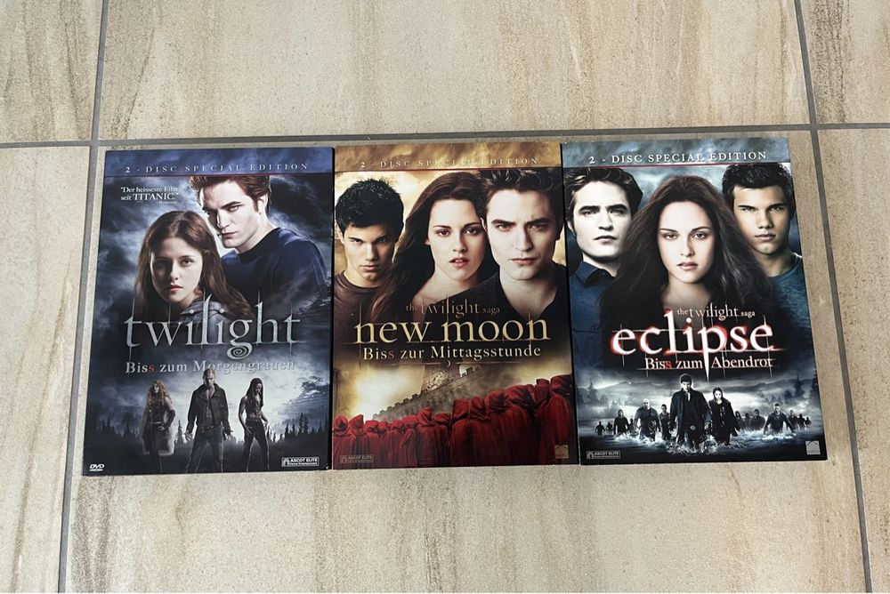 Twilight New Moon Eclipse DVD Trilogy (Gebraucht) in Glattbrugg für CHF ...
