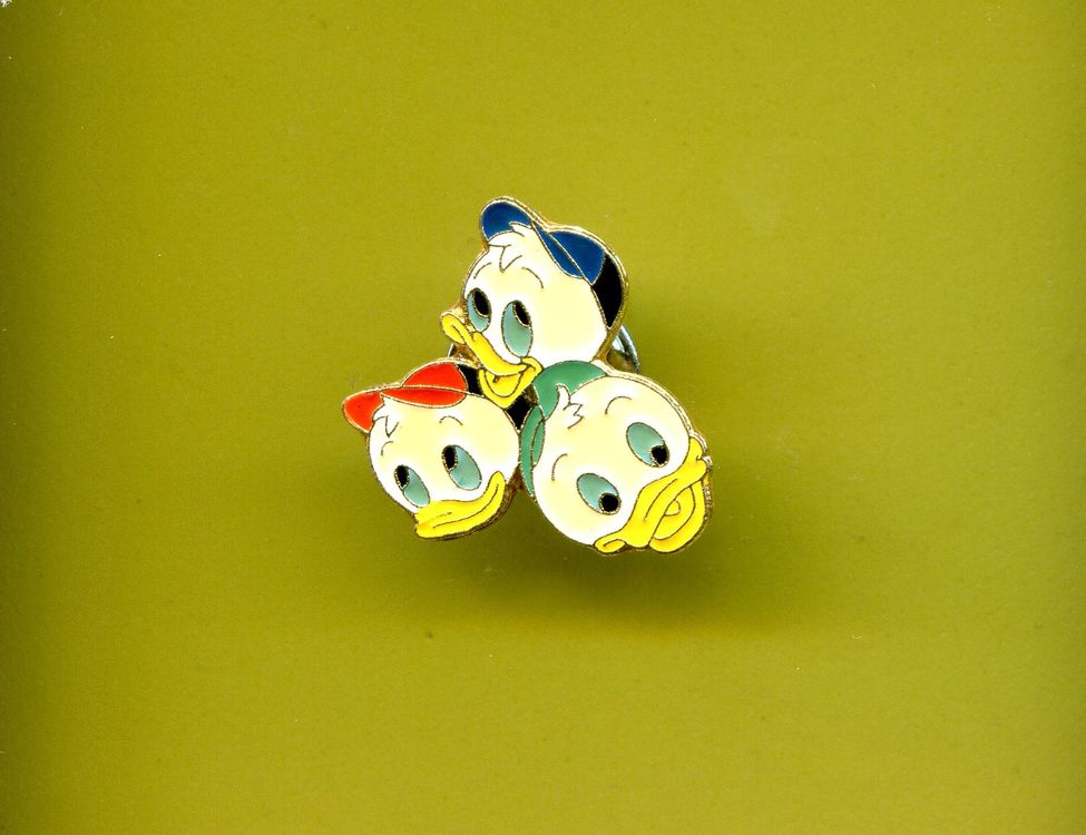 Disney TICK , TRICK & TRACK (Gebraucht) in für CHF 1.1 – mit Lieferung ...
