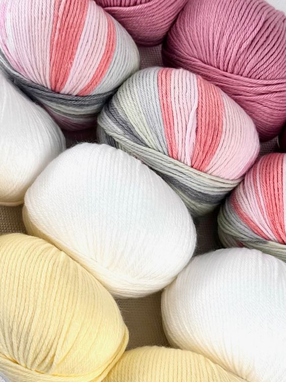 12 Knäuel Strickwolle Rico Baby Dream dk Uni Babywolle (Neu (gemäss ...