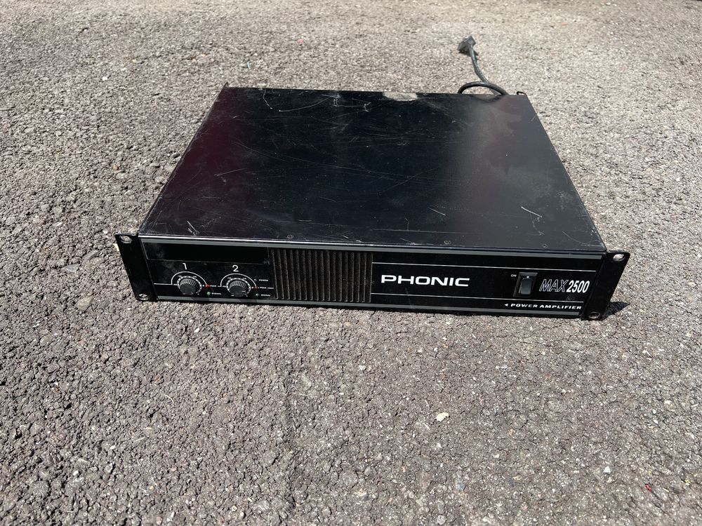 Verstärker Phonic MAX2500 AB1.- (Defekt) in Wittnau für CHF 81 – mit ...