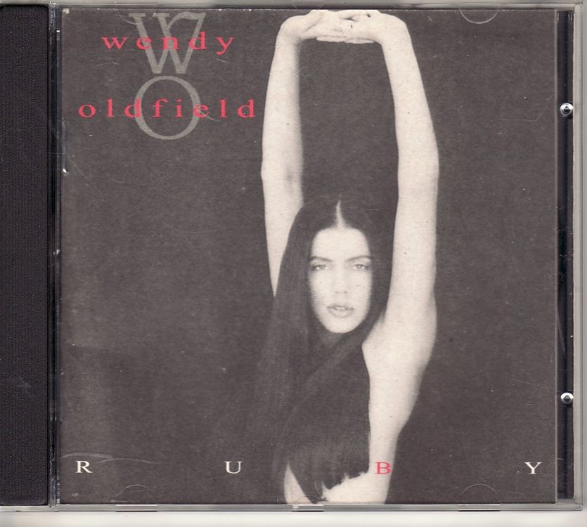 Wendy Oldfield Ruby (Neu (gemäss Beschreibung)) in Boussens für CHF 8 – mit Lieferung auf ...