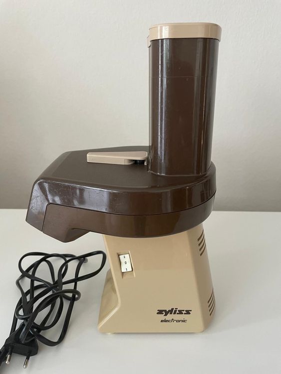 Zyliss Raffel elektrisch mit 4 Scheiben (Gebraucht) in Seengen für CHF ...