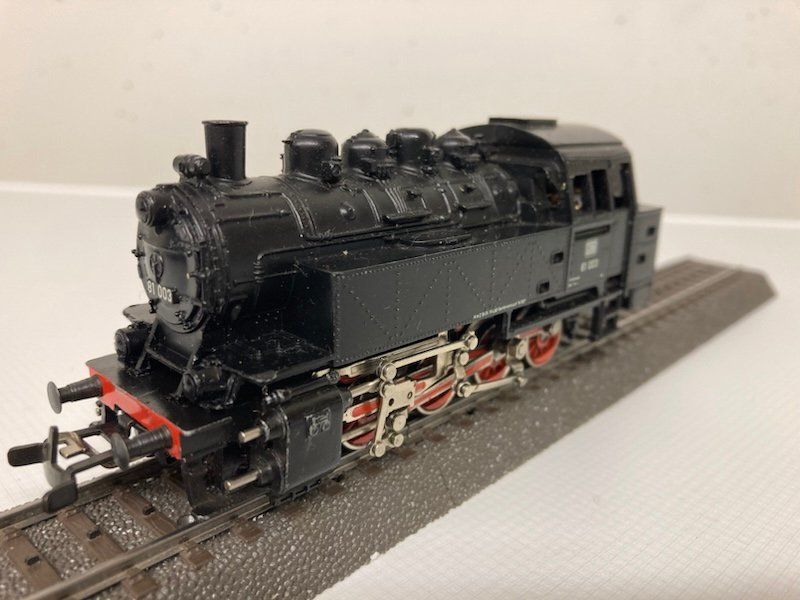 Märklin H0 Dampflokomotive Br 81003 DB (Gebraucht) in Brislach für CHF ...