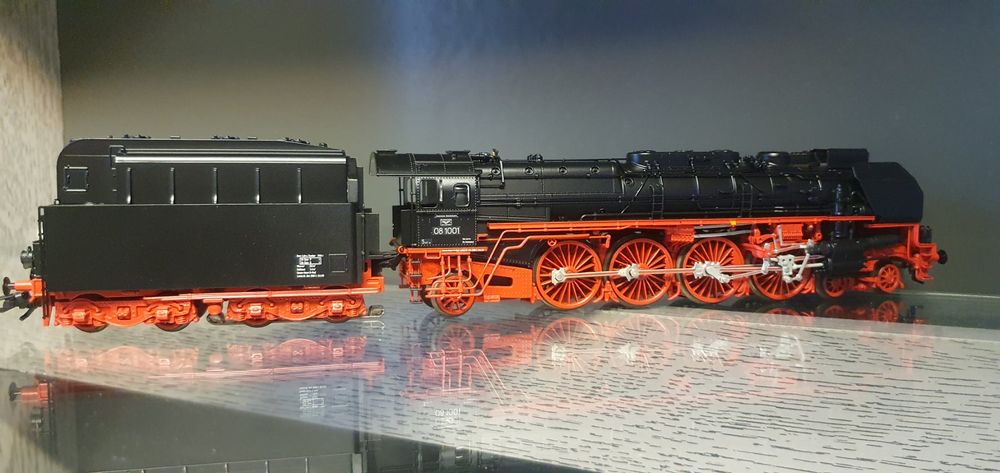 MÄRKLIN: DB DAMPFLOK BR 08 DIGITAL/SOUND 39242 NEU/OVP (Neu und originalverpackt) in Biglen für ...