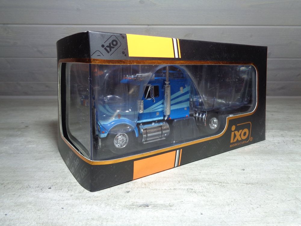 Ixo 1:43 LKW Camion Marmon CHDT 1980 avec vitrine (Neu und ...