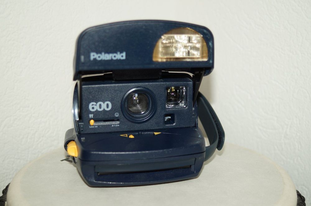 Polaroid 600 Blue | Kaufen auf Ricardo