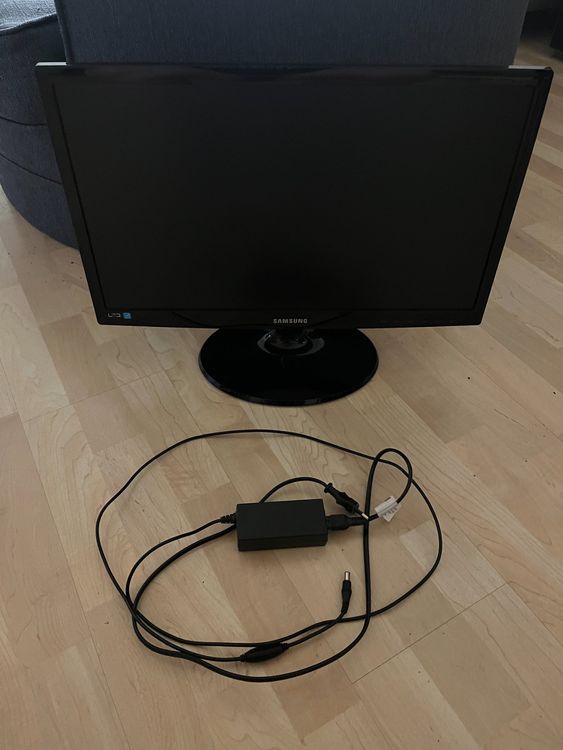 PC-Bildschirm Samsung Syncmaster S22B350 | Kaufen auf Ricardo