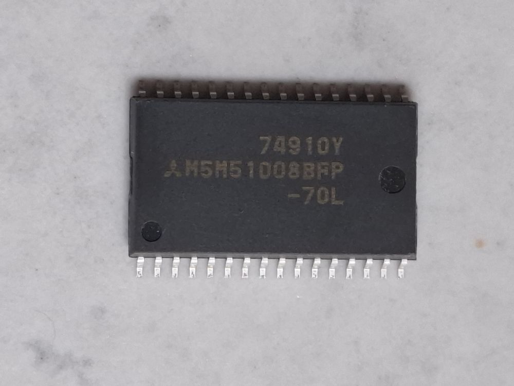 CMOS static RAM M5M51008BFP 70L (22 Stück) (Gebraucht) in Rafz für CHF ...