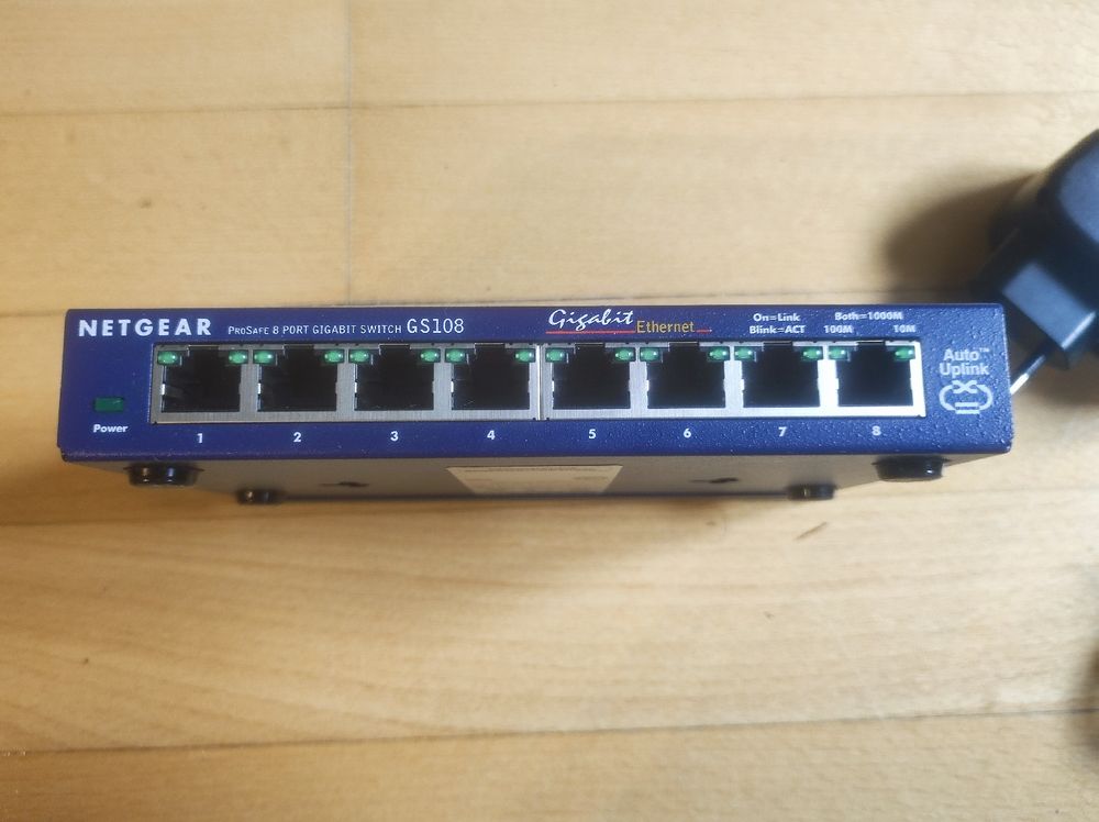 Netgear ProSafe 8 Port Gigabit Switch | Kaufen auf Ricardo