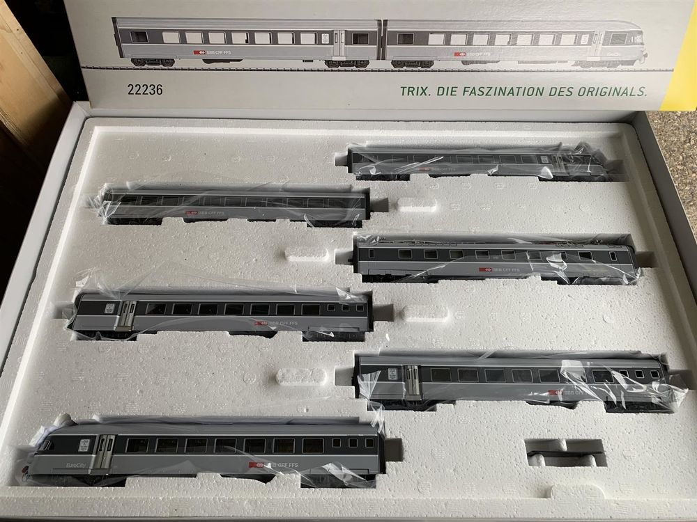 Trix 22236 RABe souris grise CFF (Neuf (Voir description)) à Hauterive ...