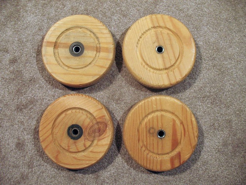 4 Holz Räder Massiv Föhre Fichte für Fahrzeuge Wagen Basteln (Gebraucht ...