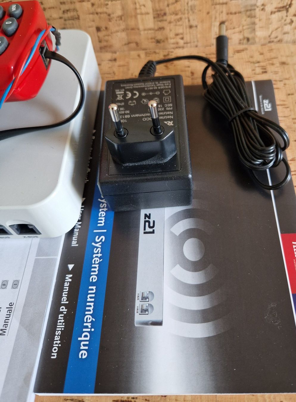 Centrale digital Z21 start avec routeur Roco (Neu (gemäss Beschreibung ...