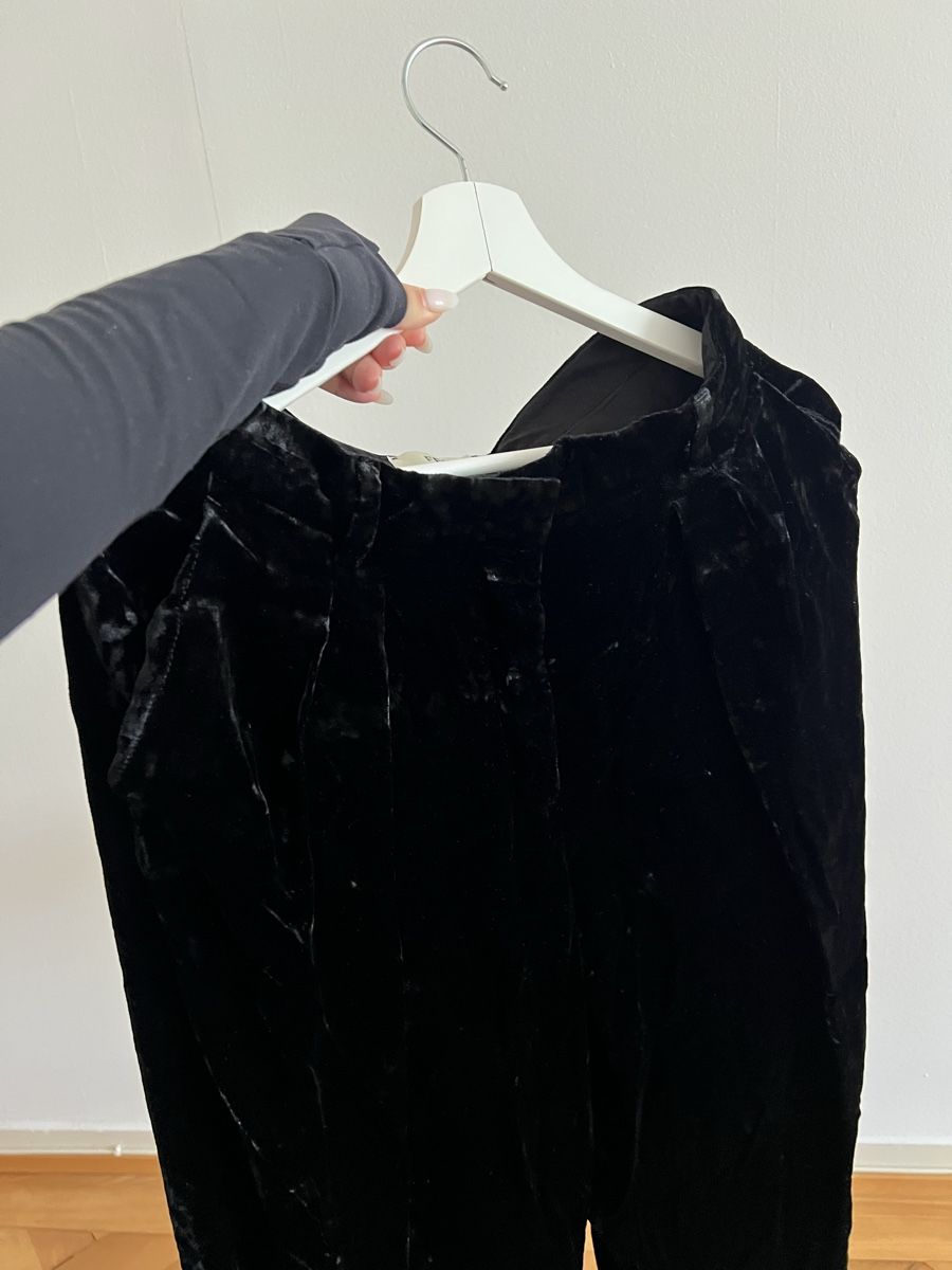 Fendi Samthose Schwarz, Grösse 42 IT - Winter Must-hav (Neu (gemäss ...
