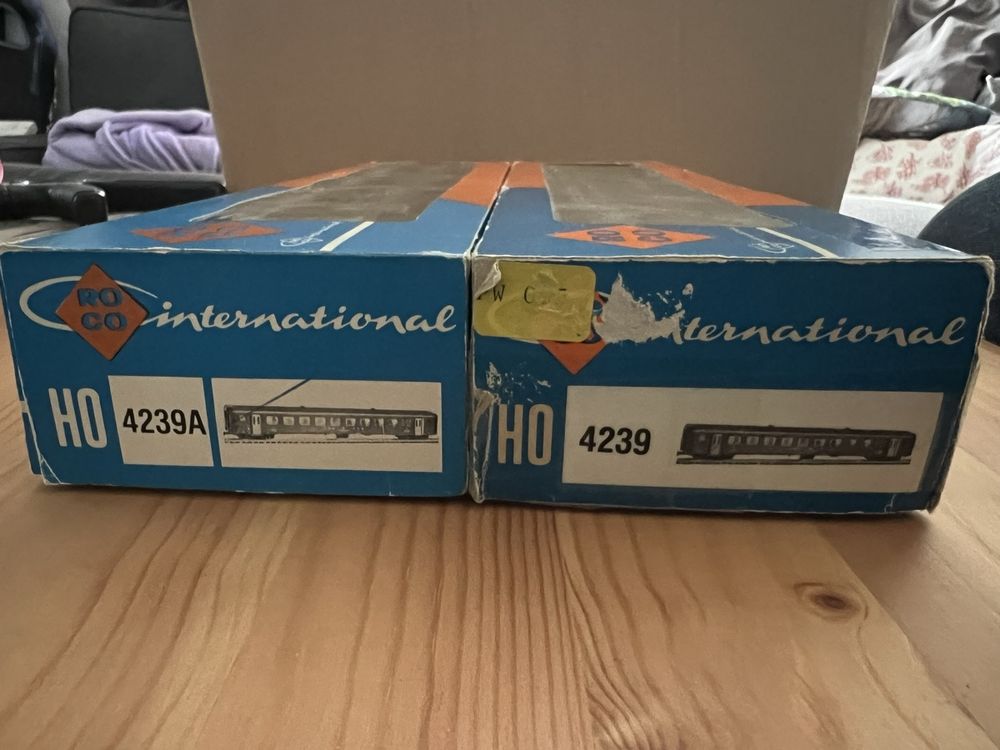 2x Roco Schnellzugwagen SBB CFF FFS 4239+4239A OVP | Kaufen auf Ricardo