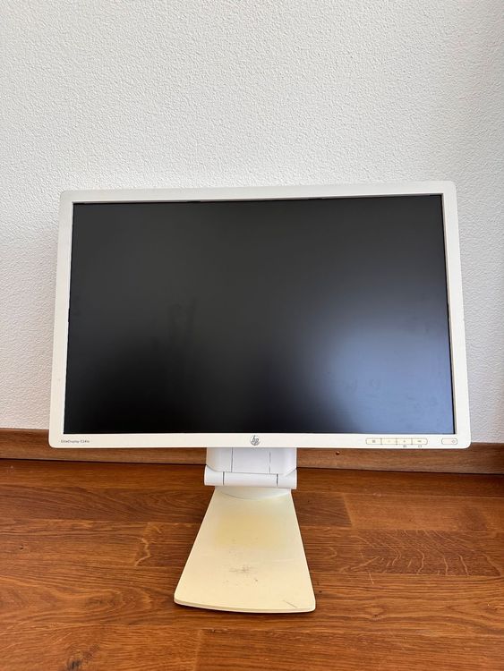 HP EliteDisplay E241e inkl. Kabel (Gebraucht) in Sempach für CHF 5 ...