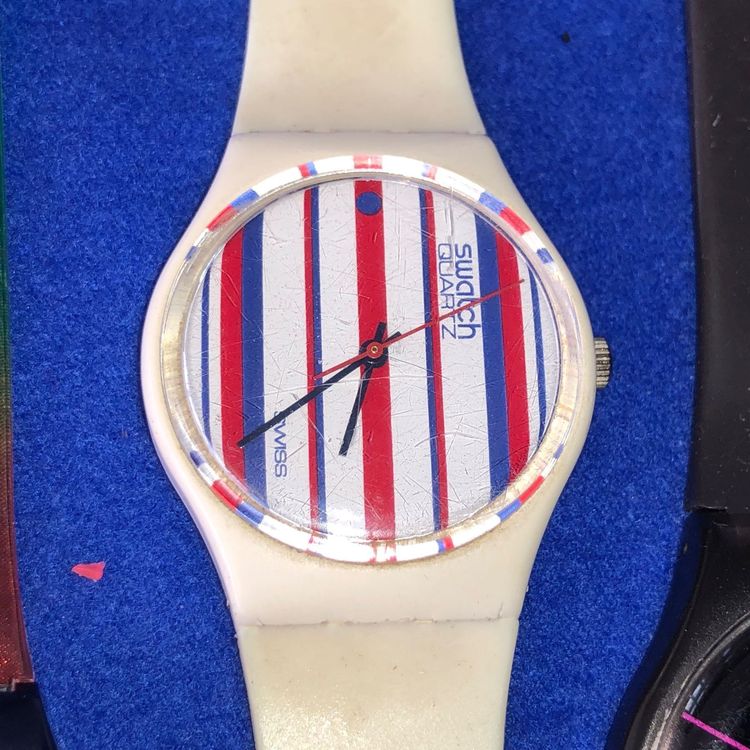SAMMLUNG SWATCH zb 1992 ,1983TENNIS STRIPES..neue Batterie (Gebraucht ...
