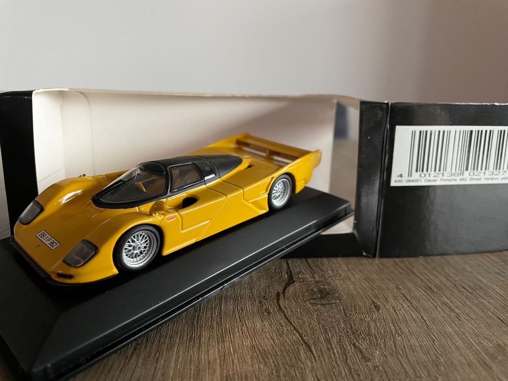 PORSCHE DAUER 962 Street MINICHAMPS 1/43 NEW (Neu und originalverpackt ...