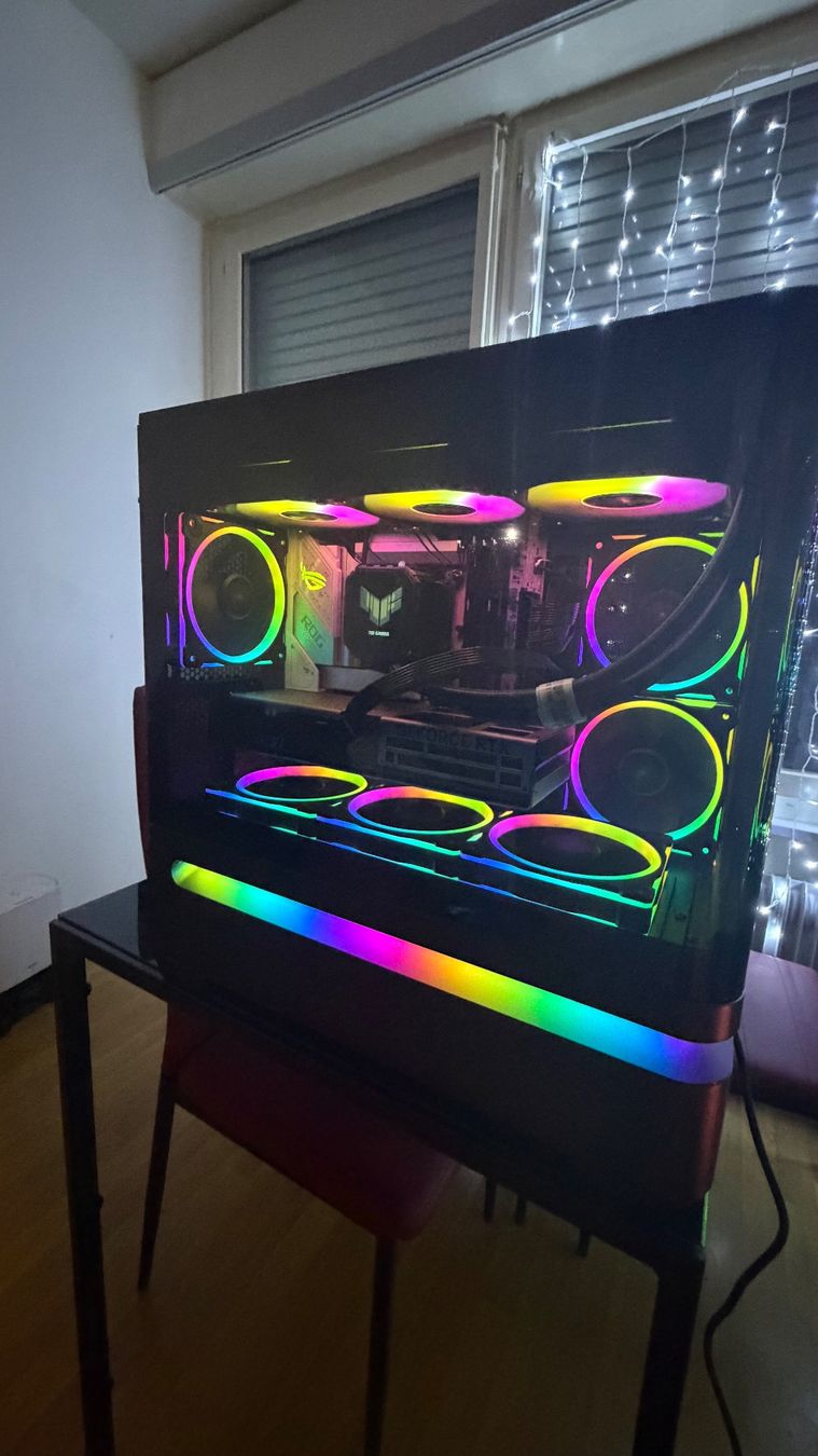 PC gamer Ultra core7 GPU 5070 (Neuf avec emballage d'origine) à ...