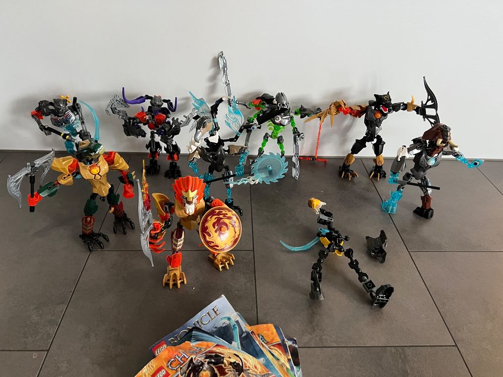 8 Figuren Lego - Legends of Chima Bionicle Unvollständig (Gebraucht) in ...