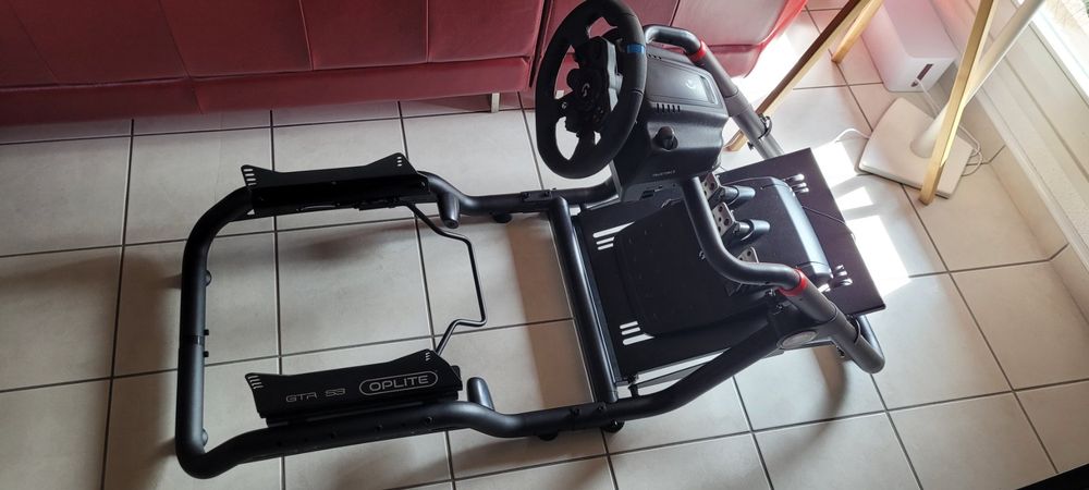 Logitech G923 + Cockpit Oplite SimRacing | Kaufen auf Ricardo