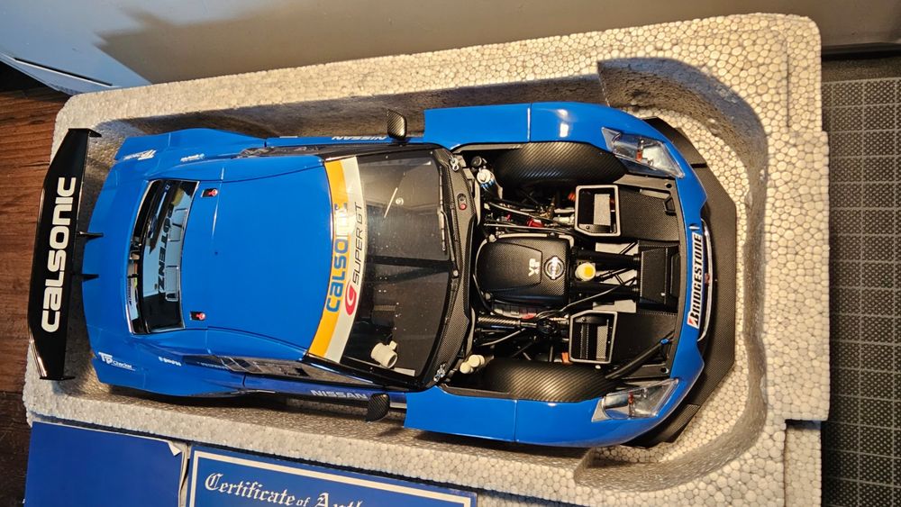 AutoArt Signature Nissan GT-R Super GT 2008 Calsonci n12 (Neu (gemäss ...