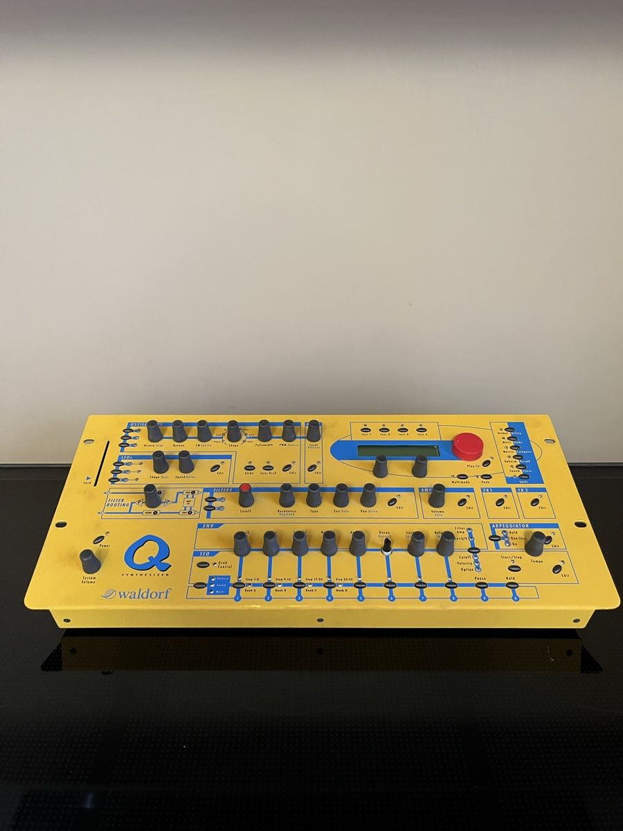 Waldorf Q (virtuell-analoger Synthesizer) (Gebraucht) in Zug für CHF ...