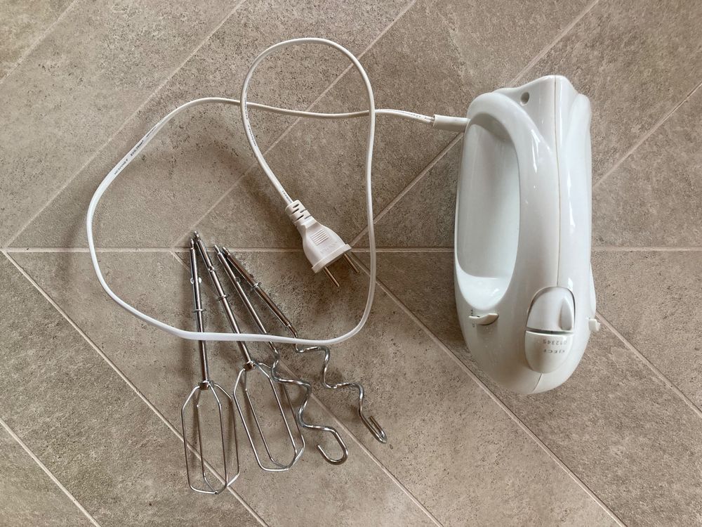 AFK HMS-250T.6 Cuisine Food Hand Mixer 200-250W (Gebraucht) in Les ...