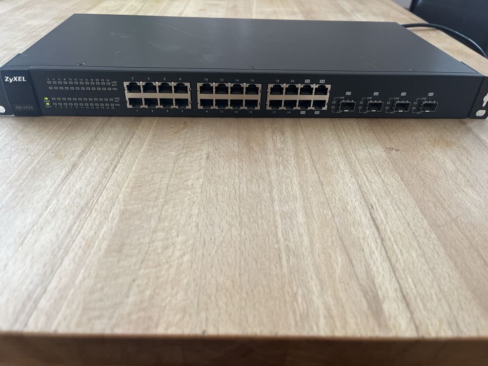 ZyXEL GS-1524 24-Port Gigabit Switch - Unverwüstlich! (Gebraucht) in ...