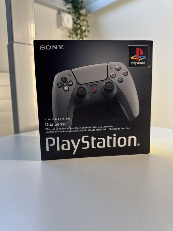 PS5 DualSense Controller 30th Anniversary Edition NEU | Kaufen auf Ricardo