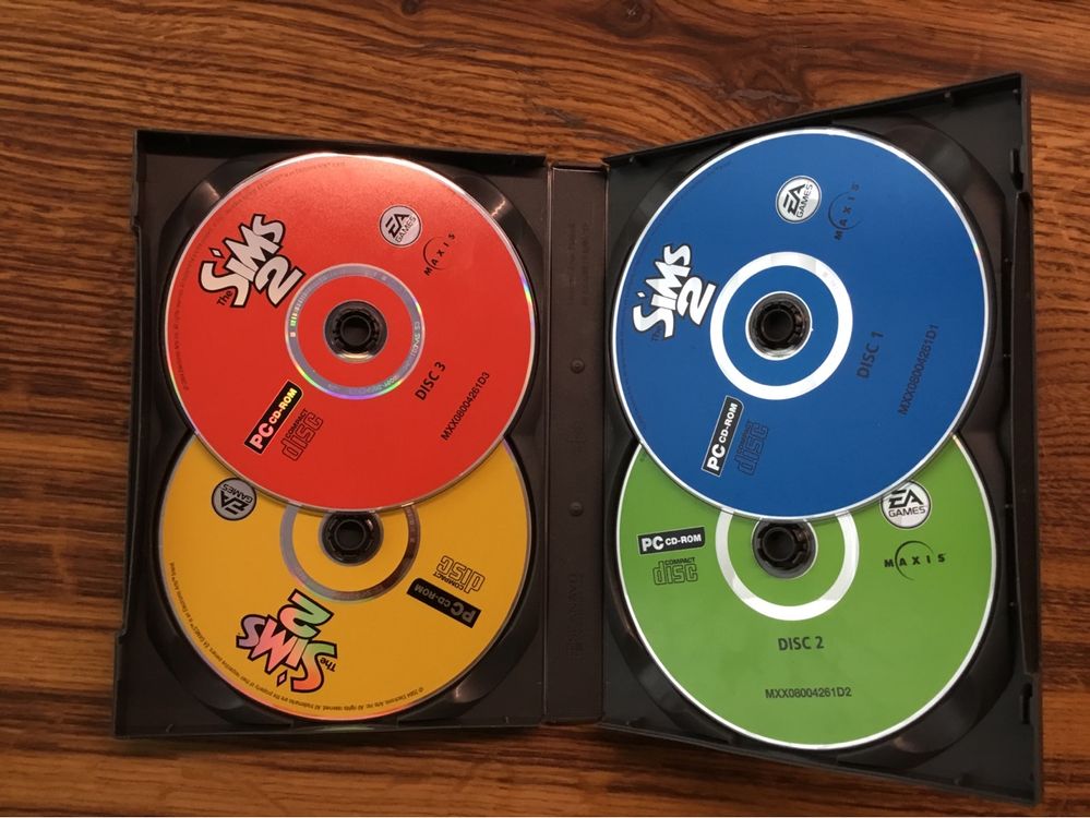 Die Sims 2 - Bundle von 7 Spielen, 10 CD‘s insgesamt (Gebraucht) in ...