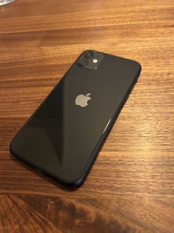 iPhone 11 128 GB Schwarz Top Zustand 85% Batterie | Kaufen auf Ricardo
