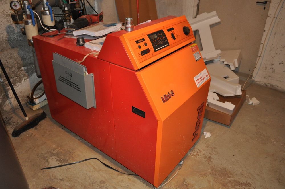 Hoval Mini 3 Oel Heizkessel mit Brenner (Gebraucht) in Stein am Rhein ...