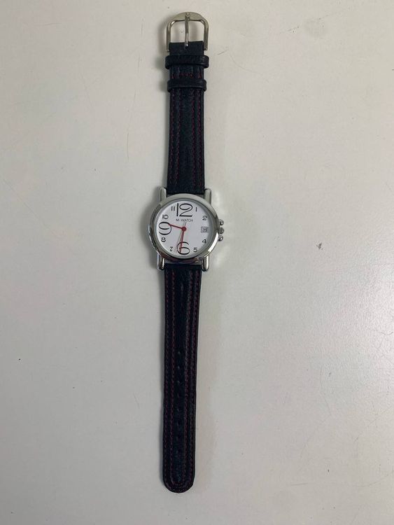 M Watch Armbanduhr schwarz L 9122 (Gebraucht) in für CHF 1 – nur ...