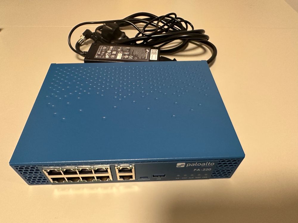 Palo Alto PA-220 Next Gen Firewall (Gebraucht) in Zürich für CHF 251 ...