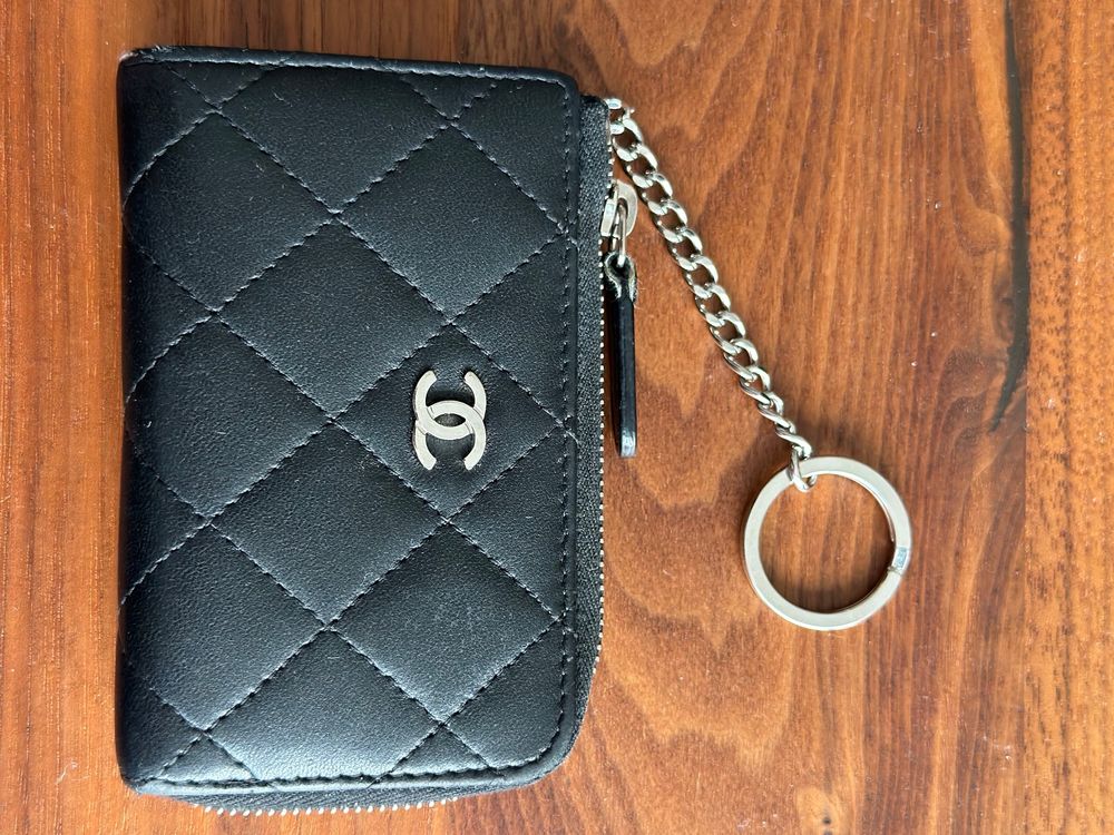 Original Chanel Zippy Key Holder Etui | Kaufen auf Ricardo