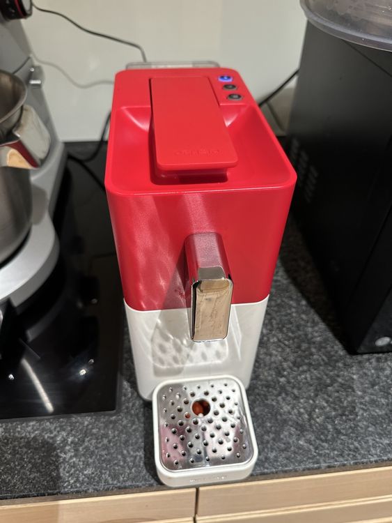 Delizio Carina Coffee Machine, Red & White, Used (Gebraucht) in ...