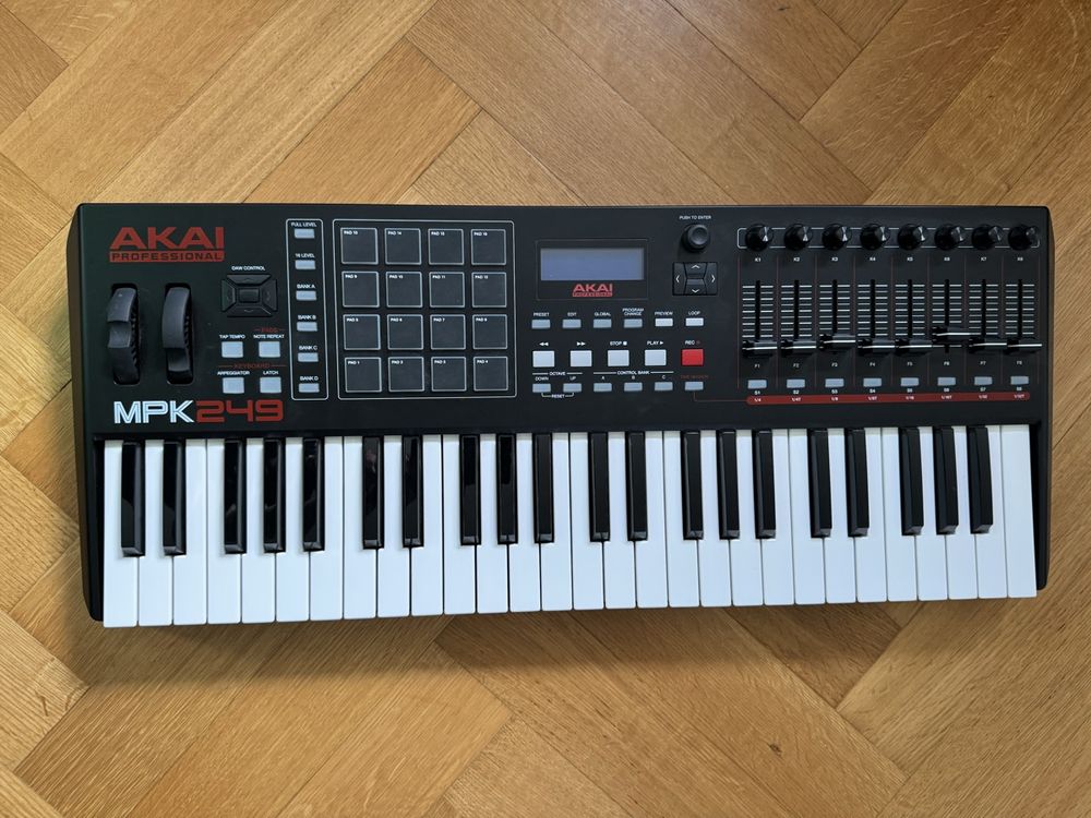 AKAI Professional MPK 249 (Neu (gemäss Beschreibung)) in Oberurnen für ...