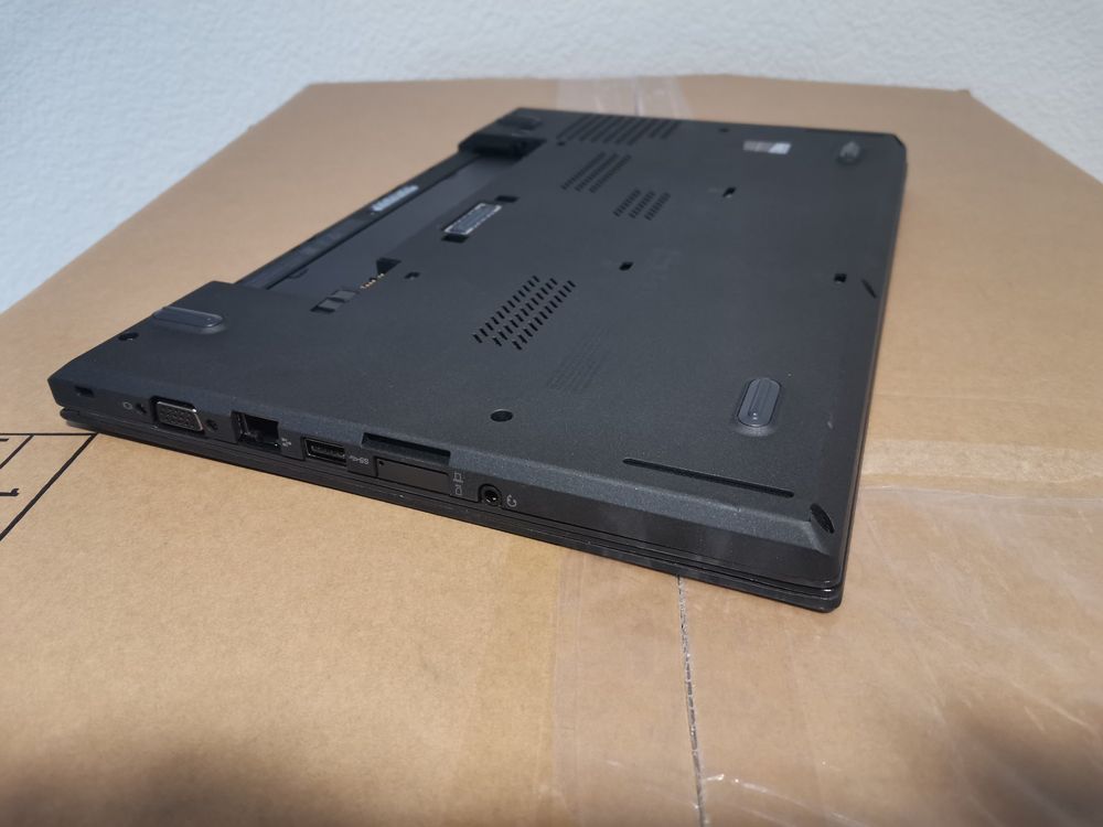 Lenovo ThinkPad T440 - mit CompuTrace / unvollständig (Defekt) in Brig ...