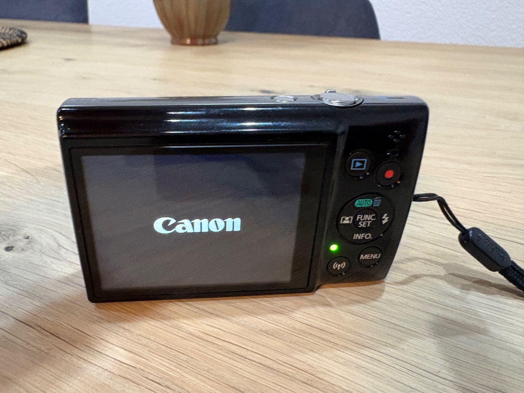 Canon PoWerShot Elph 190 IS / HD Wi-Fi Digitalkamera (Gebraucht) in ...