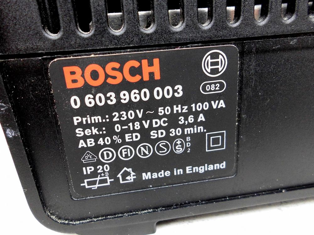 Bosch micro line MTR 100 mit Bosch micro line MST 100 (Neu (gemäss ...