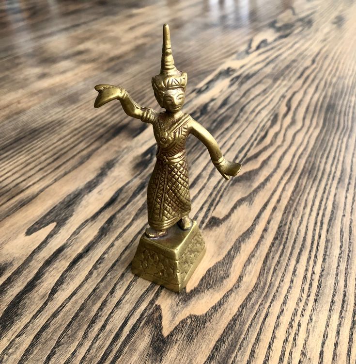 Vintage Messing Statue Figur Thailand Tempel Tanz (Gebraucht) in Kloten ...