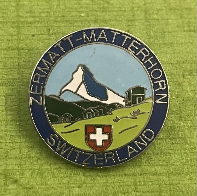 Zermatt Matterhorn Pin (Gebraucht) in Itingen für CHF 4.5 – mit ...