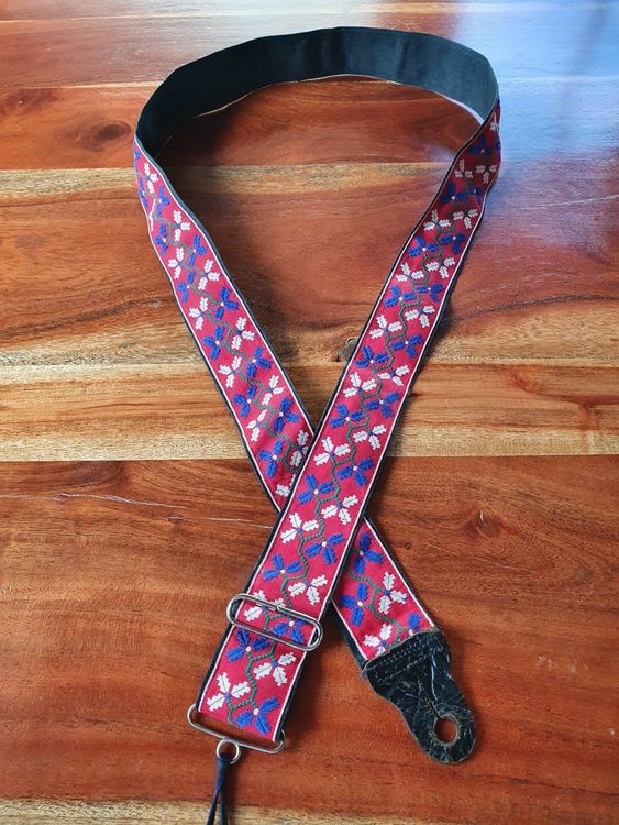 Vintage Gitarren Gurt (Gebraucht) in Winterthur für CHF 9.5 – mit ...