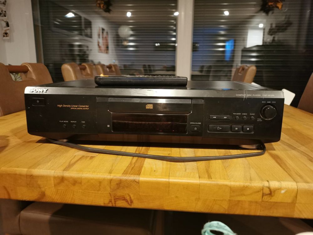 Sony CDP-XE330 CD-Player (Gebraucht) in Aarwangen für CHF 25 – mit ...